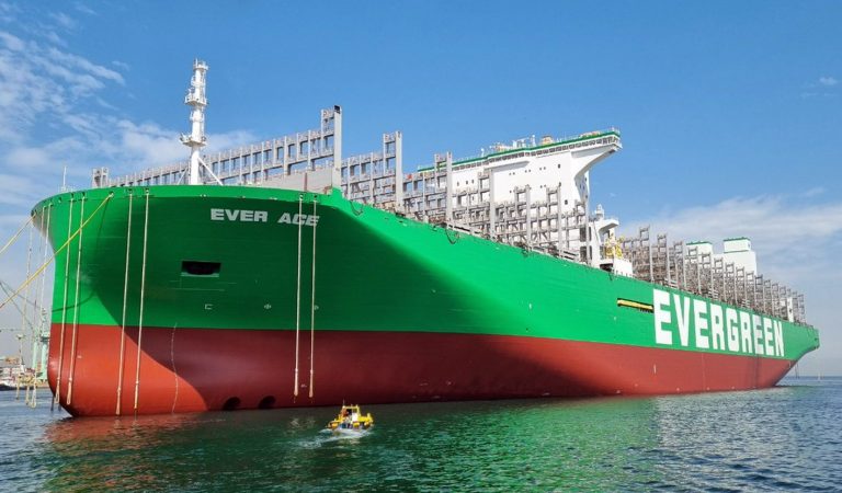 Conocé el Ever Alot, el portacontenedor más grande del mundo - La ...